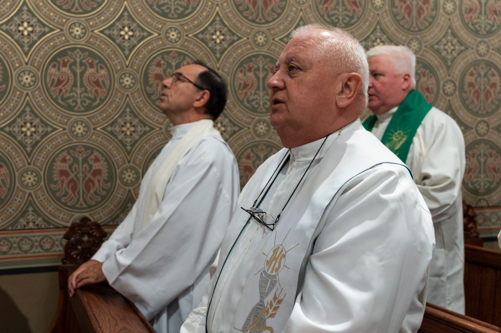 Szentmise Szűz Mária szent nevének ünnepén a székesegyház Corpus ...